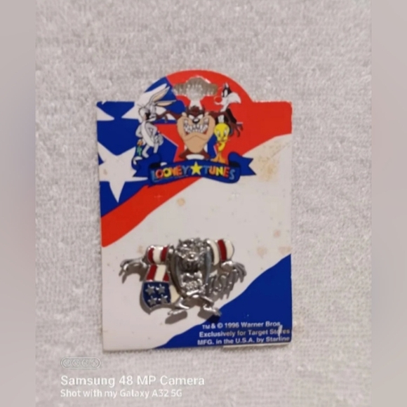 Warner Bros. | Other | Vintage Looney Tunes Patriotic Taz With Usa Flag ...